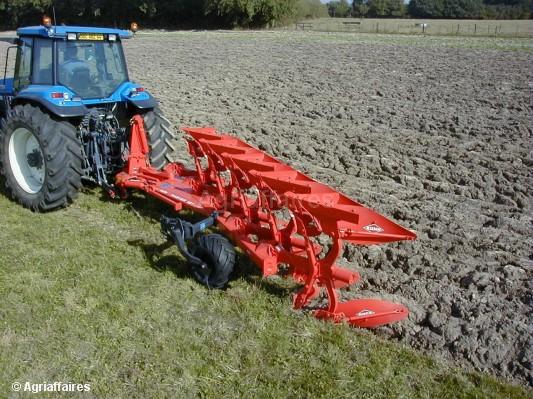 Tweedehands en nieuwe Ploegen te koop - Agriaffaires